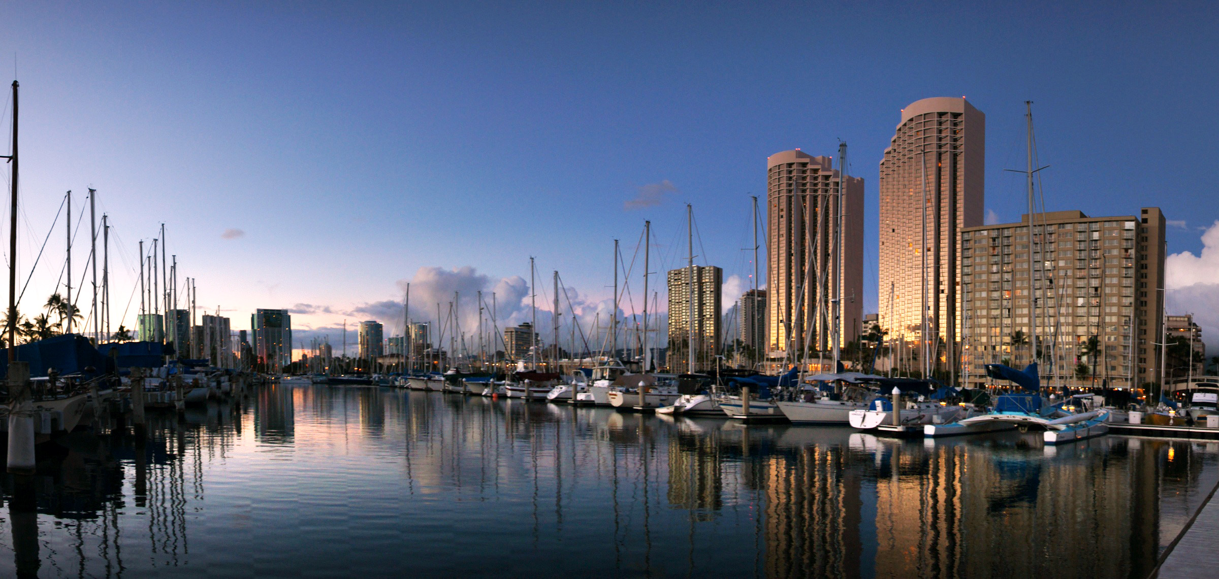 Honolulu Harbor – The Harbour